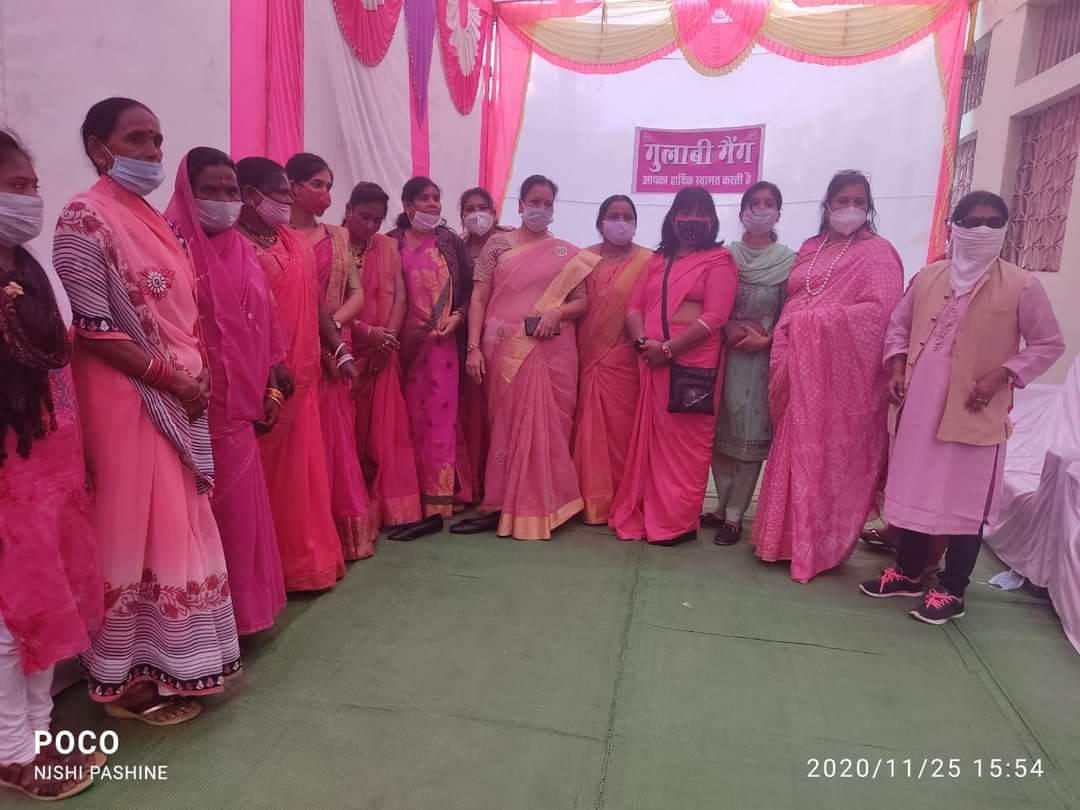Gulabi Gang :: Photo Gallery